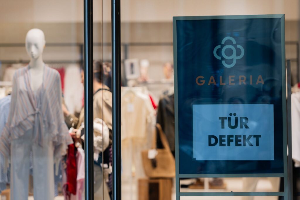 Galeria erhält frische Finanzspritze von Bain Capital